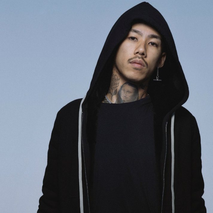 KOHH、ONE OK ROCK Takaを迎えた「I Want a Billion」360°MVフルバージョン公開 - Real Sound ...