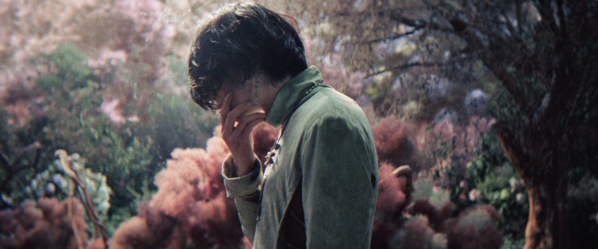 米津玄師、『FINAL FANTASY XVI』テーマソング「月を見ていた」MV公開 OSRIN（PERIMETRON）と初タッグ - Real Sound｜リアルサウンド