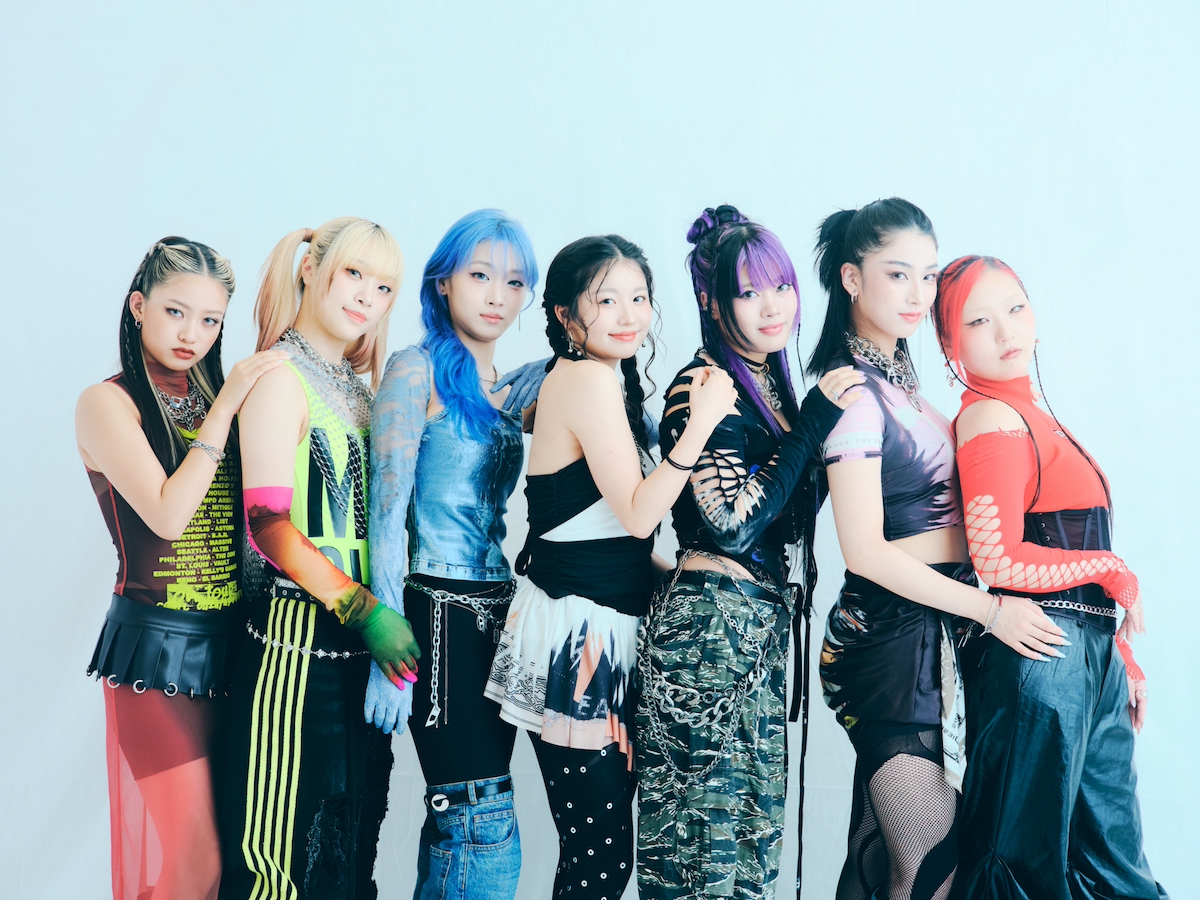 HANAという青春で出会えた“新しい自分” 7人だから表現できる『Blue Jeans』の自由と煌めき - Real Sound｜リアルサウンド