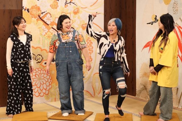 『タイムレスマン』timeleszと女性芸人チームが“立道”対決 MCはメンバー8人の中からくじ引きで決定 - Real Sound｜リアルサウンド